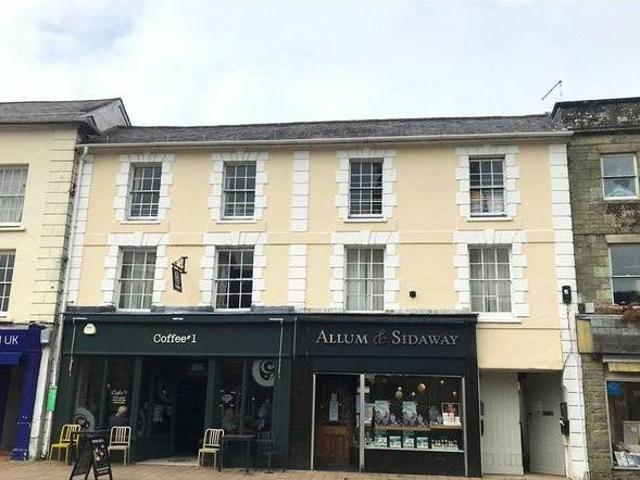 2 bedroom apartment for rent in High Street Shaftesbury Dorset SP7