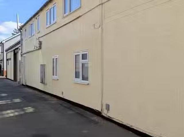 2 bedroom apartment for rent in High Street, Southminster, CM0