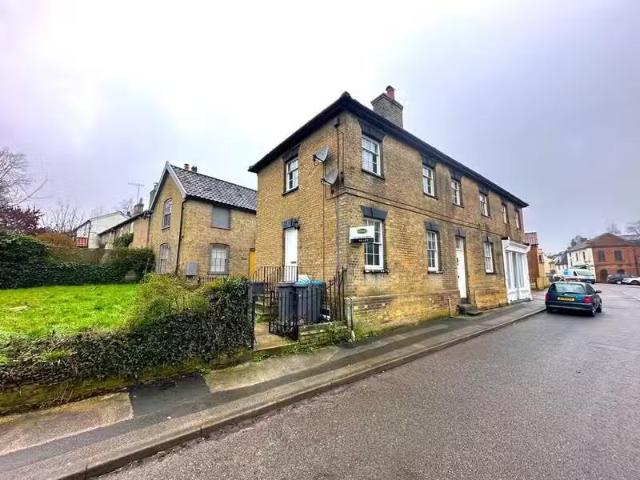 2 bedroom apartment for rent in High Street, Yoxford, IP17
