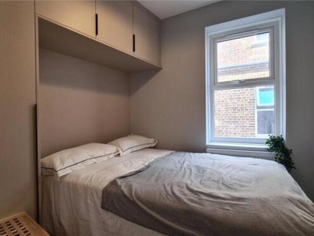 2 bedroom apartment for rent in High Road, WILLESDEN, NW10