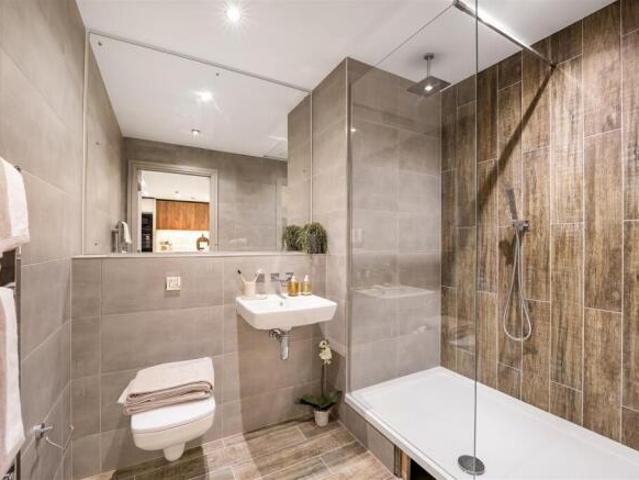 2 bedroom apartment for rent in Highcross Street, Leicester, LE1
