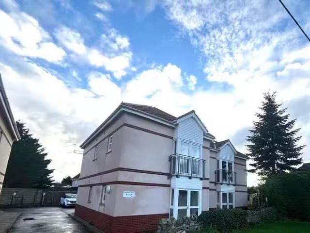 2 bedroom apartment for rent in Highridge Green, Bishopsworth.