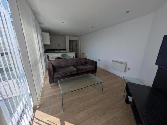 2 bedroom apartment for rent in Hill Quays, Block B, Commercial Street Castlefield, Manchester, M15