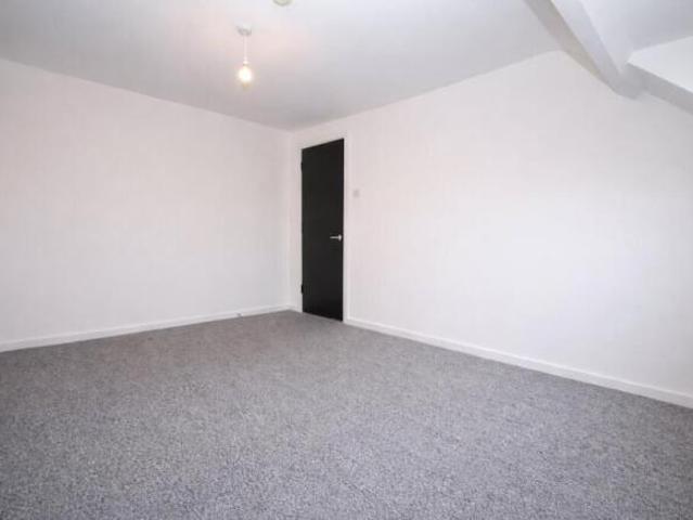 2 bedroom apartment for rent in Holmesdale Road, London, SE25