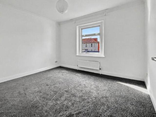 2 bedroom apartment for rent in Holdenhurst Road, Bournemouth * Miasonette *, BH8