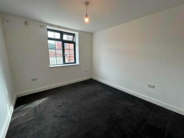 2 bedroom apartment for rent in Holland Street, Nottingham, Nottinghamshire, NG7