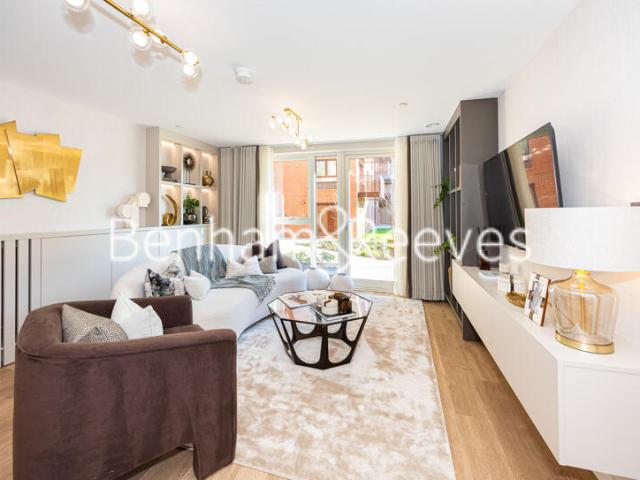 2 bedroom apartment for rent in Horn Lane, Acton, W3