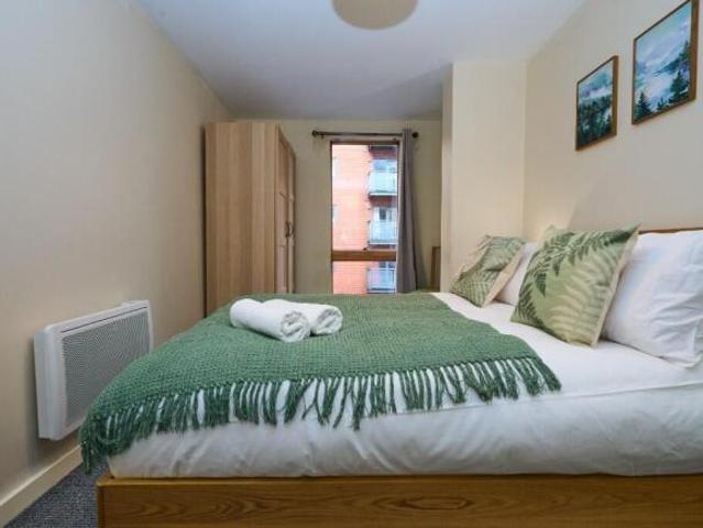 2 bedroom apartment for rent in Hornbeam Way, Manchester, Greater Manchester, M4