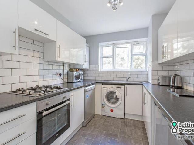 2 bedroom apartment for rent in Horne Way, London, SW15 1JB, SW15