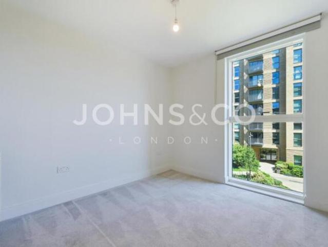 2 bedroom apartment for rent in Horlicks Quarter, Slough, London, SL1