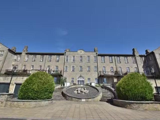 2 bedroom apartment for rent in Howard House, Lyons Road, DL10