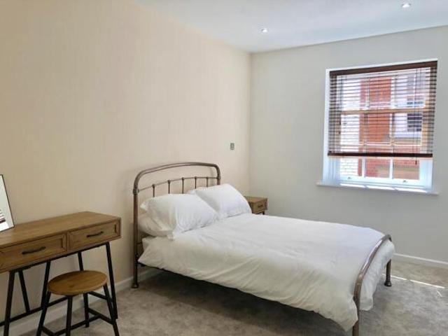 2 bedroom apartment for rent in Hounds Gate Court, Nottingham, NG1