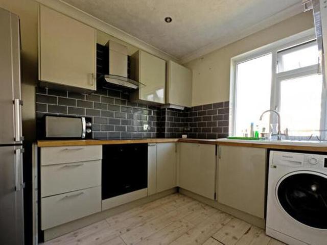 2 Bedroom Apartment For Rent In Hove