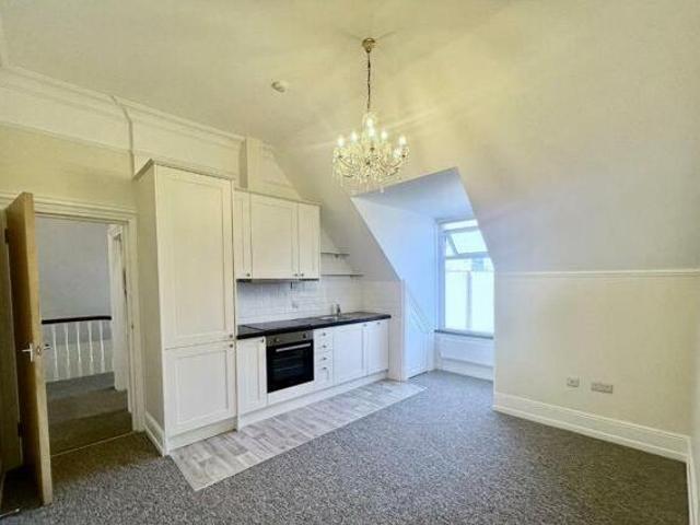 2 Bedroom Apartment For Rent In Hove, East Sussex