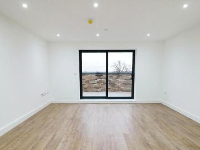 2 Bedroom Apartment For Rent In Ilford