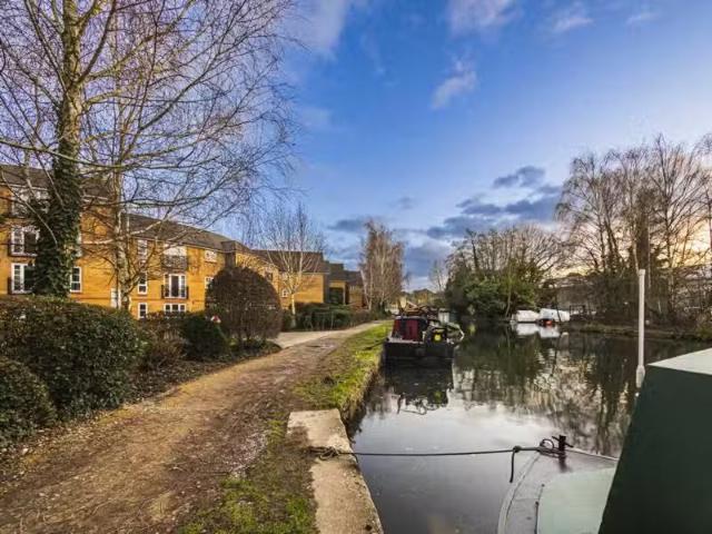 2 bedroom apartment for rent in Imperial Way, Hemel Hempstead.