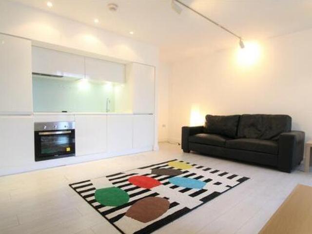 2 Bedroom Apartment For Rent In Ingram Street