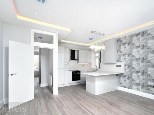 2 Bedroom Apartment For Rent In Islington, London