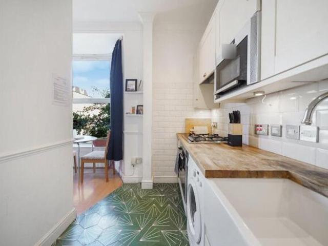 2 bedroom apartment for rent in Jackson Road, London, N7
