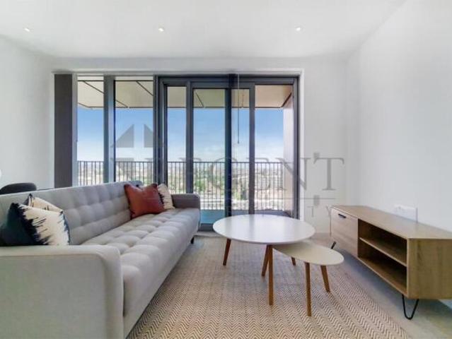 2 bedroom apartment for rent in Jacquard Point, Tapestry Way, E1