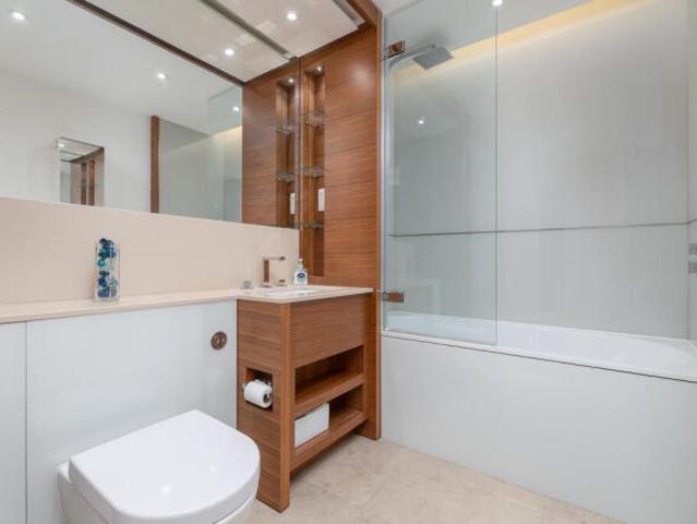 2 bedroom apartment for rent in Jasmine House, Battersea Reach, SW18