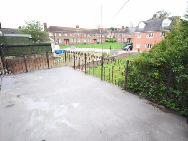 2 bedroom apartment for rent in Jaunty Way, S12