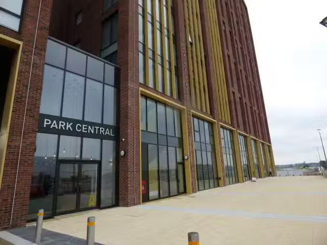 2 bedroom apartment for rent in Jesse Hartley Way, Liverpool, L3