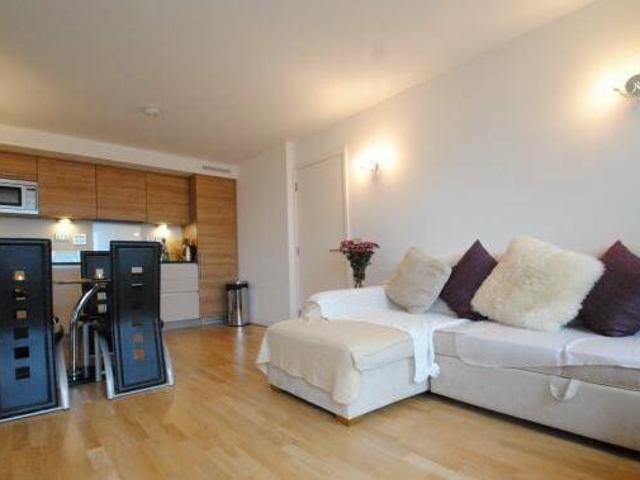 2 Bedroom Apartment For Rent In John Harrison Way, London