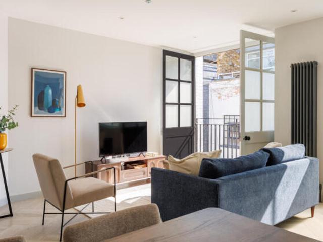 2 bedroom apartment for rent in Karmayoga House, Hoxton Market, London, N1