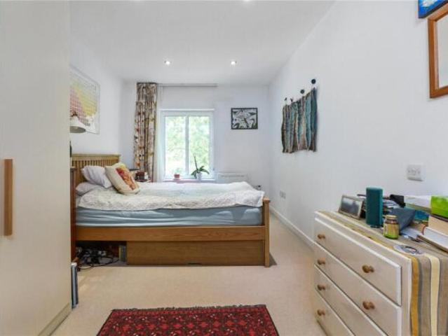 2 bedroom apartment for rent in Kennington Road, London, SE11