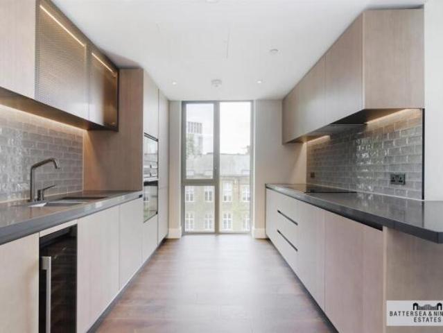 2 bedroom apartment for rent in Kensington House, Prince of Wales Drive, SW11