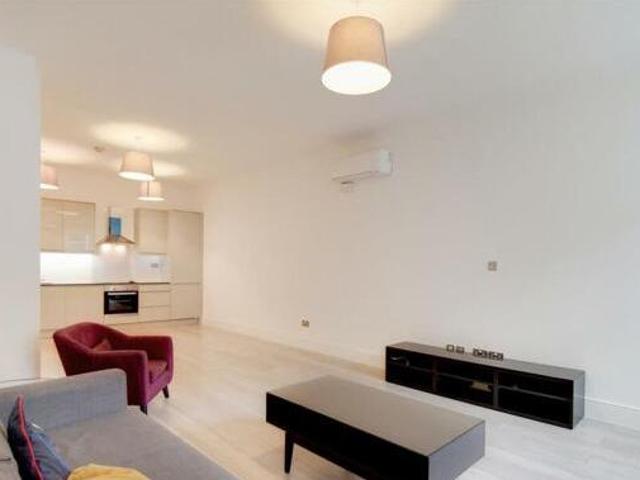 2 Bedroom Apartment For Rent In Kensington, London