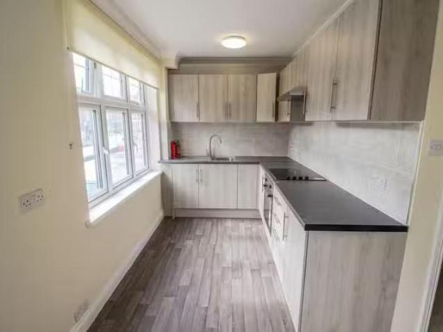 2 bedroom apartment for rent in Kenton Road, Harrow, HA3