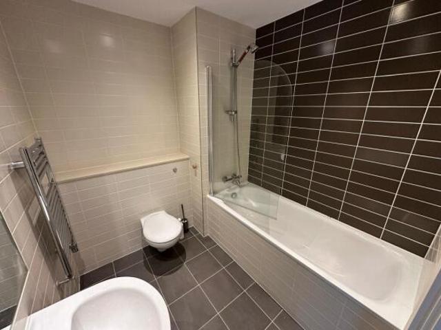 2 bedroom apartment for rent in Kenyon Steps, Liverpool, L3, L1