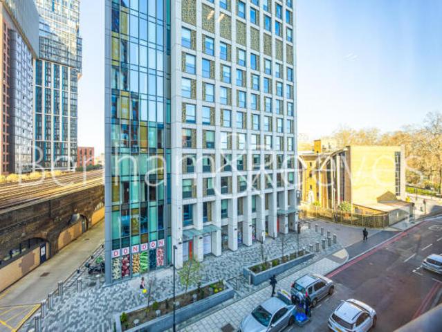 2 bedroom apartment for rent in Keybridge Tower, Exchange Gardens, London, SW8