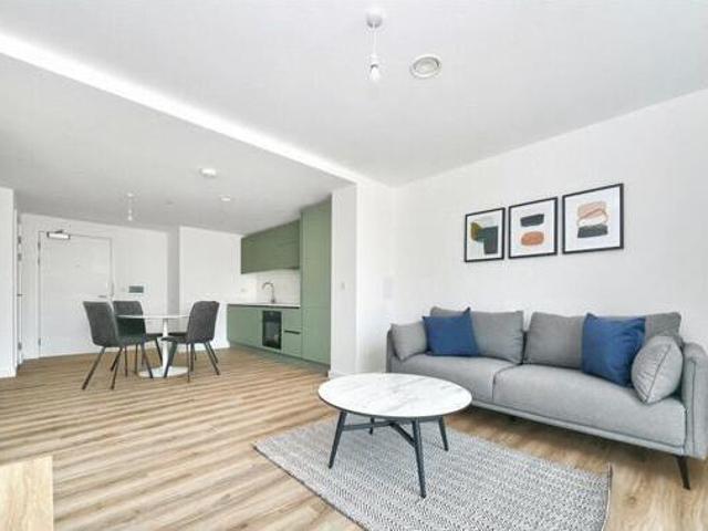 2 Bedroom Apartment For Rent In Kimpton Road, Luton