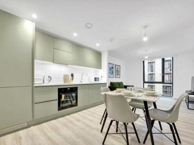 2 Bedroom Apartment For Rent In Kimpton Road, Luton