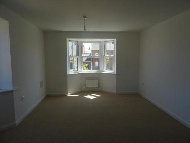 2 bedroom apartment for rent in King Alfred Way, Great Denham, MK40