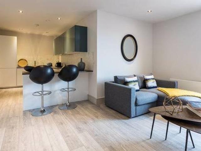2 bedroom apartment for rent in Kings Court Development WA1