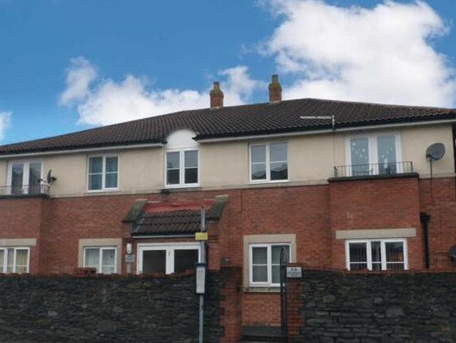 2 Bedroom Apartment For Rent In Kingswood