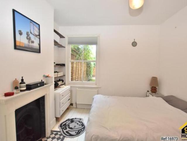 2 bedroom apartment for rent in Kingswood Road, London, Greater SW2