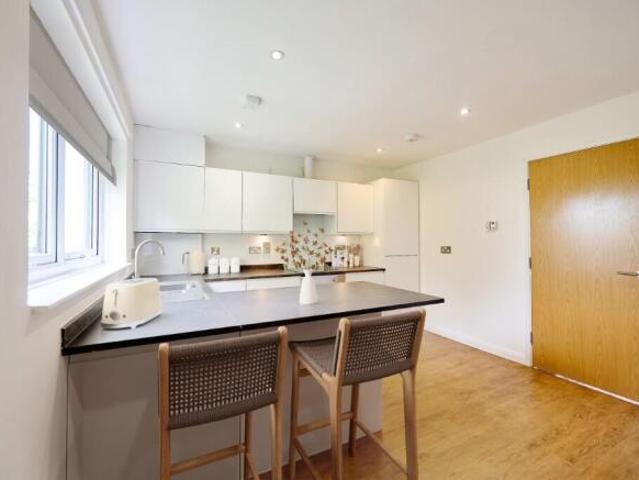 2 bedroom apartment for rent in Kirk Beston Close, Leeds, West Yorkshire, LS11