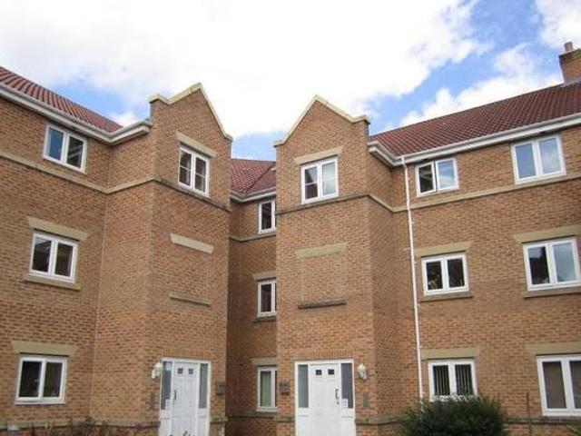 2 bedroom apartment for rent in Kirkhill Grange Westhoughton BL5 3ZE BL5