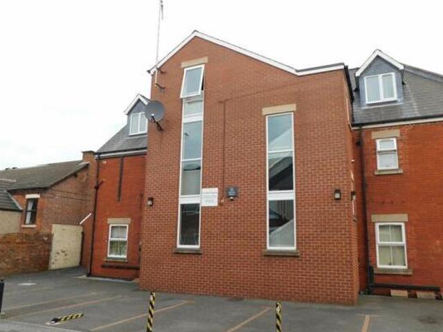 2 Bedroom Apartment For Rent In Kiveton Park, Sheffield