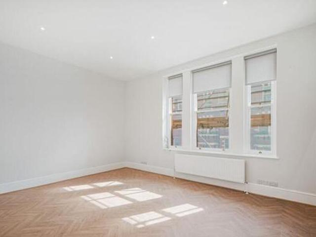 2 Bedroom Apartment For Rent In Knightsbridge
