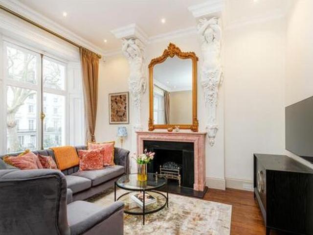 2 Bedroom Apartment For Rent In Knightsbridge, London
