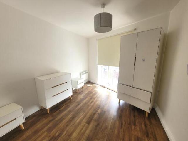 2 bedroom apartment for rent in Lyons Way Stoke Road, SL2