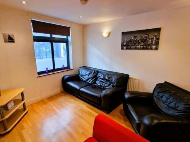 2 bedroom apartment for rent in LAKE HOUSE, Castlefield Locks, M15
