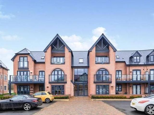 2 bedroom apartment for rent in Lakeside Barton Turn Barton Under Needwood BURTONONTRENT DE13