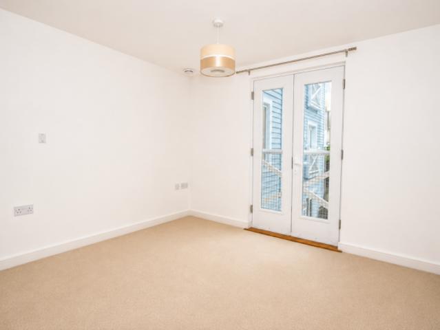 2 bedroom apartment for rent in Lambe Close, Holborough Lakes, ME6